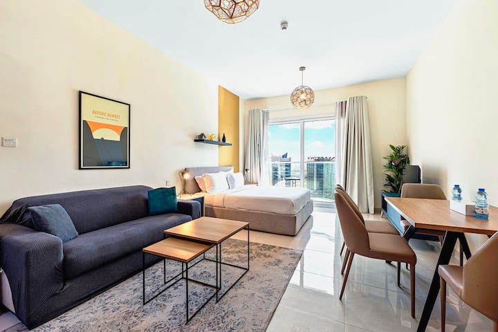 Stunning Studio With Balcony-business Bay - Dubai