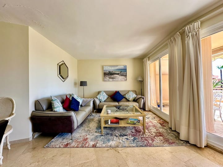 Beautiful Apartment With Sea Views - Sotogrande
