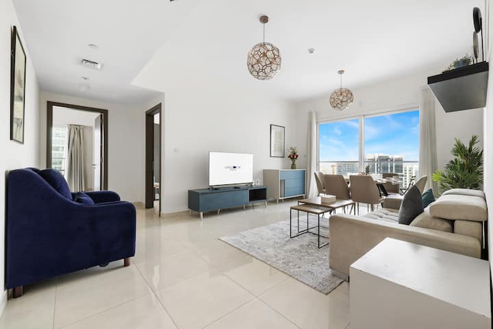 Magnificent Two Bedroom Apartment - Business Bay - Dubai