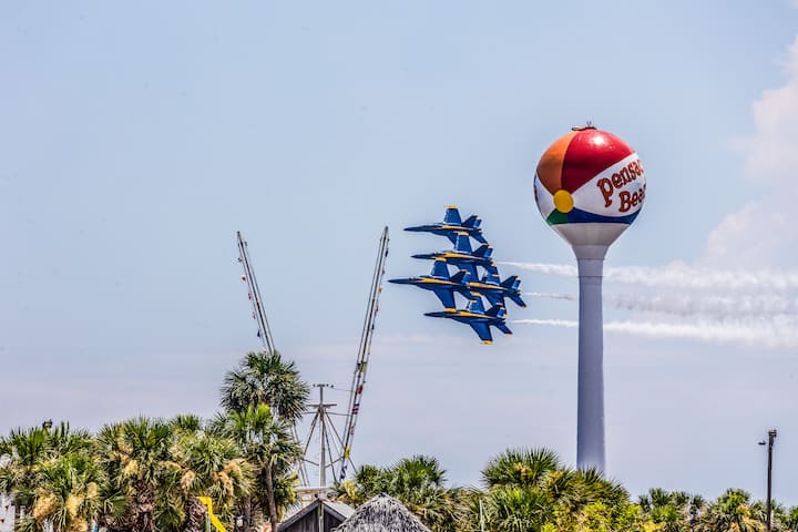 Pensacola Near Beaches &  Downtown-big Townhome - Pensacola, FL