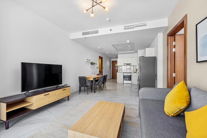 Splendid 1-bedroom With Canal View- Business Bay - Dubai