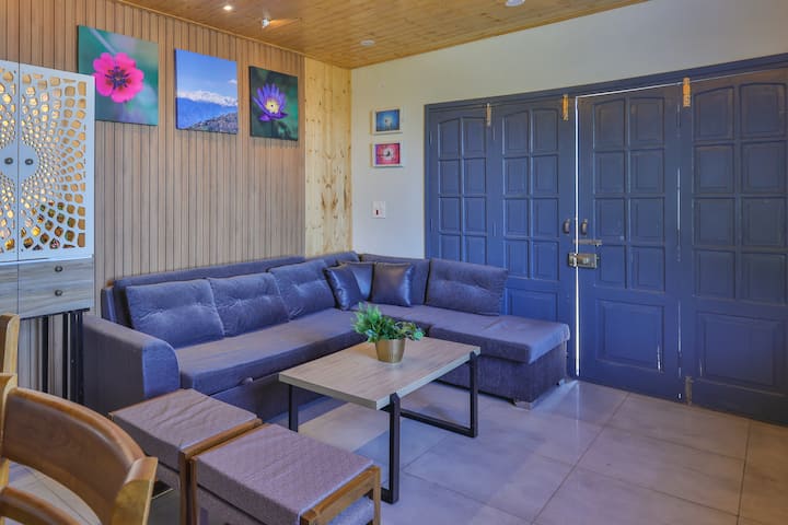 Suhag Valley View, Off-beat 3 Bedroom Holiday Home - Dalhousie