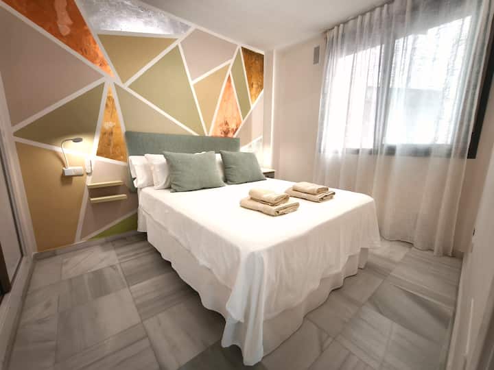 Súper Málaga Apartments - Miramar Beach - Málaga