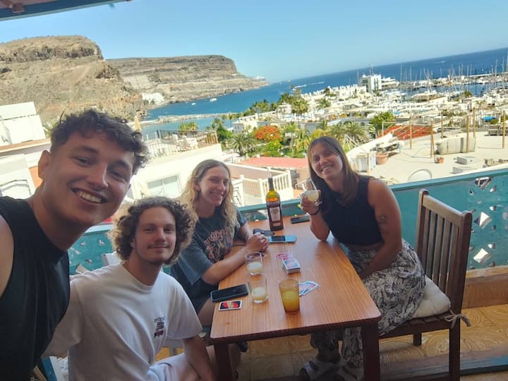 Bed In A Spacious, Cosy 5 Bed Mixed Dorm - Îles Canaries