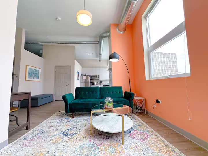 Stylish 2br Near Mccormick |Rooftop, Gym & Parking - Washington Park - Chicago
