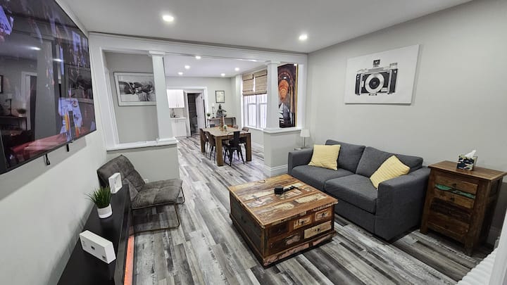 Comfort, Fun And Falls! 4 Min Walk To The Strip! - Niagara Falls