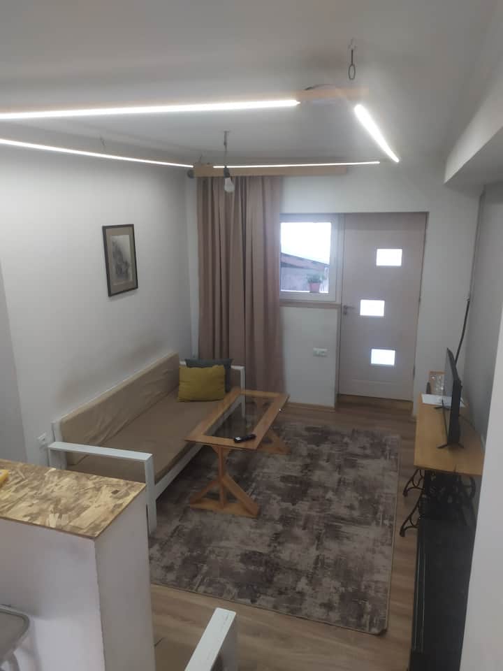 Guest House, ГОСТЕВОЙ ДОМ 1 - 耶烈萬