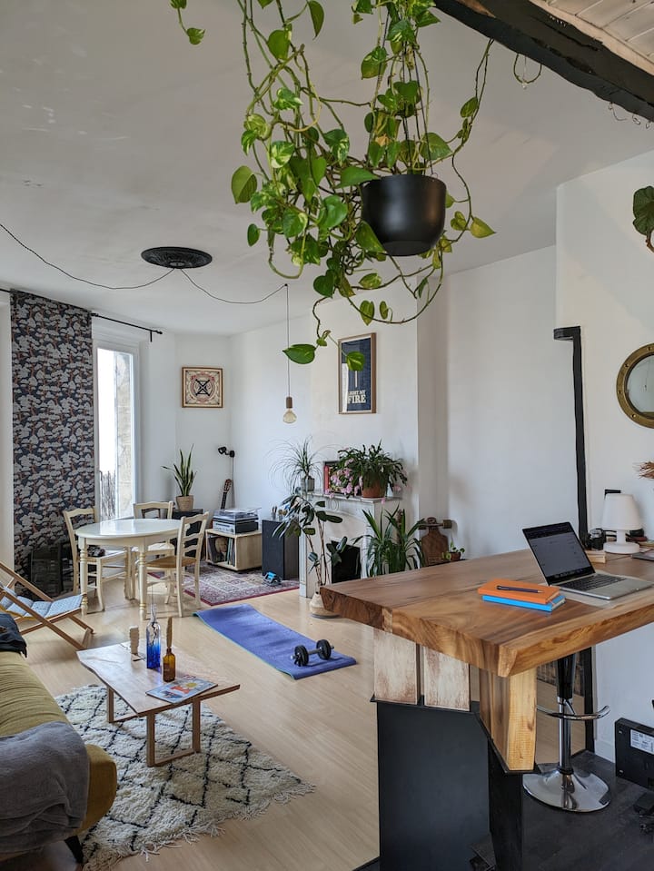 Marseille : Superbe T3 Plein Coeur Du Camas - Marseille