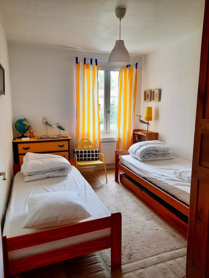 Digne Jolie Chambre Au Calme - Digne-les-Bains