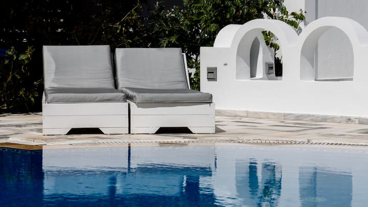 Budget Double Room (Lower Floor) - Santorini
