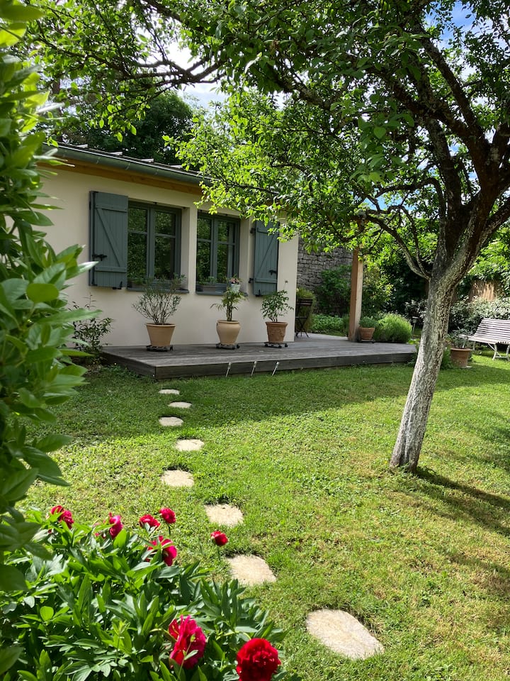Annexe Douillette Au Cœur D'un Joli Jardin - Besançon