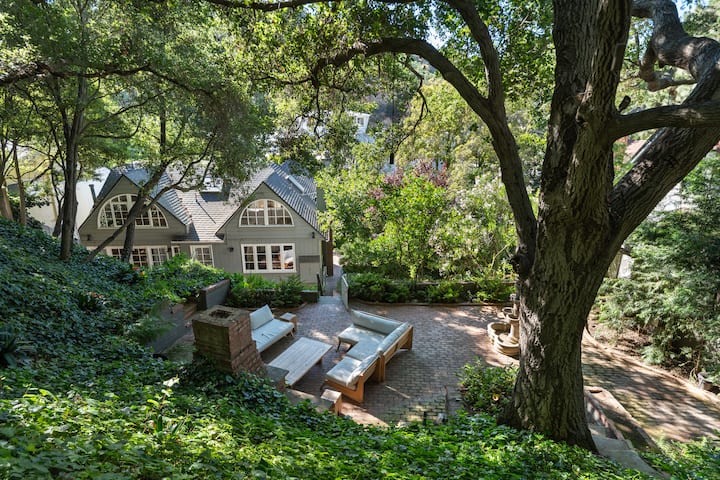 Meg Ryan Hollywood Hills / Laurel Canyon Retreat - Beverly Hills