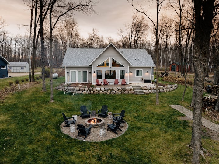 Bearfeet Retreat On Adney Lake - Crosslake, MN