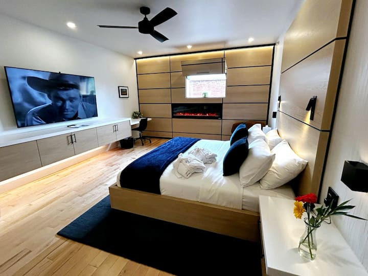 Cribs On Main Hotel Suite 6 - Picton