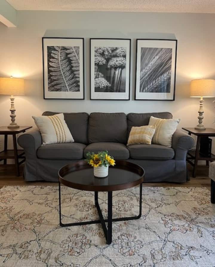 Everett View Ridge Condo - Everett, WA