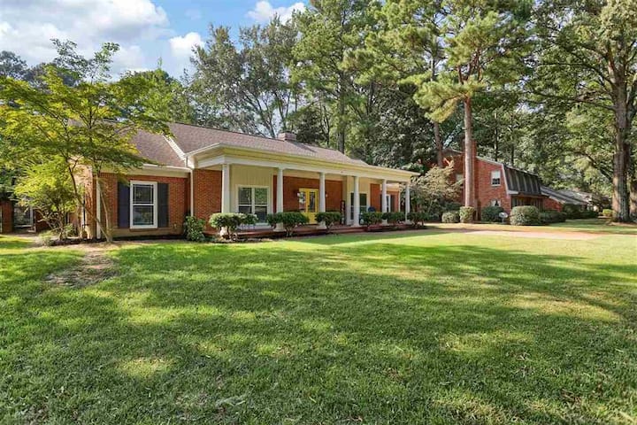 Guesthouse *Gated Parking*pet Sitting - Memphis, TN