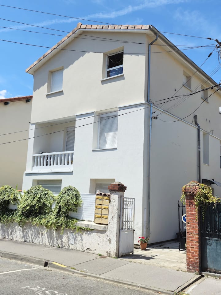 Appartement T1bis. - Toulouse