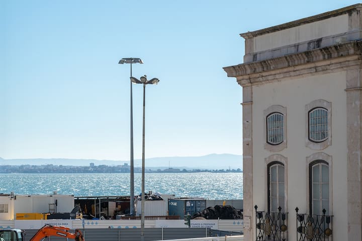 Alfama Santa Apolonia Apartment - Alvalade