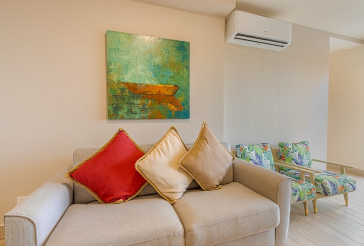 Beach Mountain View Apt (B3-8g) 2 Bed, 2 Bath - Panama