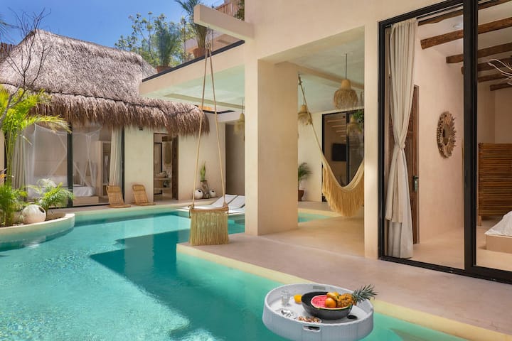 Villa Aura • Security, Concierge, Bachelorette - Mexico