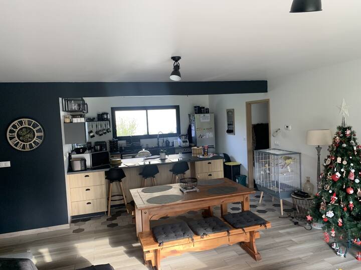 Logement Charmant Proche De La Ville - Angoulême
