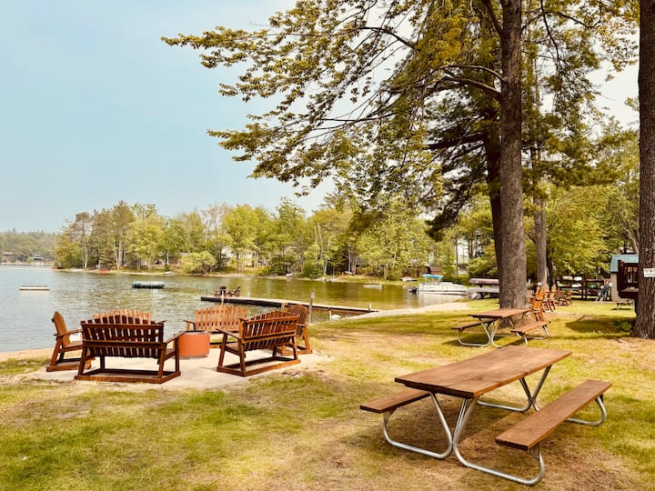 Cottage 5 | Steps To The Lake + Bonfires + Kayaks - Lake Arrowhead, Gaylord