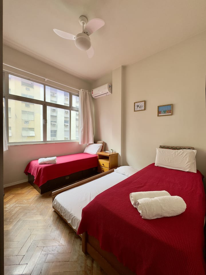 2br Copacabana Apt, 6 Guests – 2 Min To The Beach - Copacabana