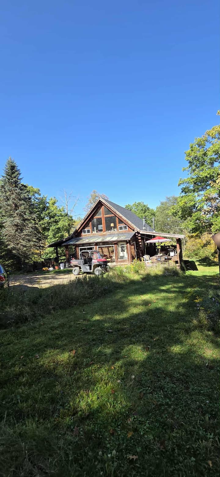 Humming Bird Hill - Log House - Rm #3 - Alfred University, Alfred