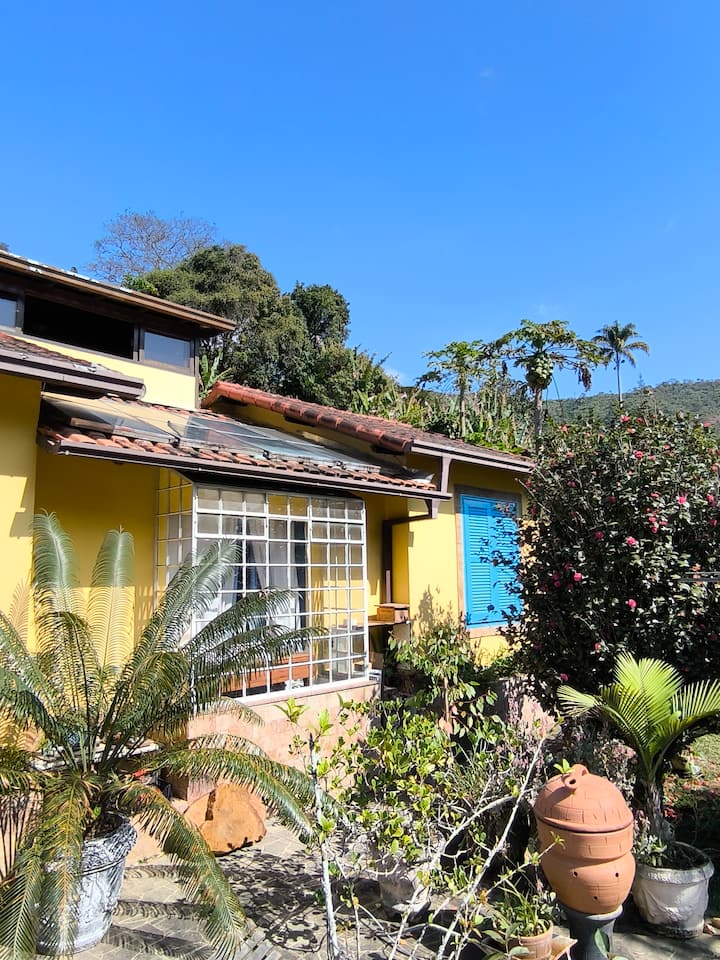 Nice House Near Main Locations, Comfy & Safe Place - Petrópolis