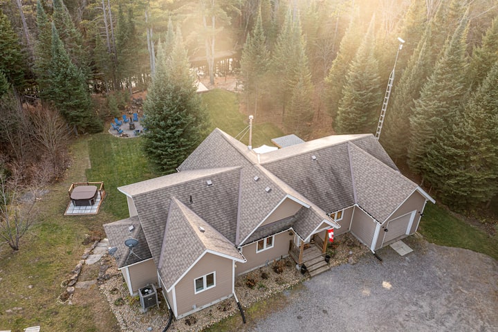 Peaceful Muskoka Riverfront Retreat Hot Tub/games - Bracebridge