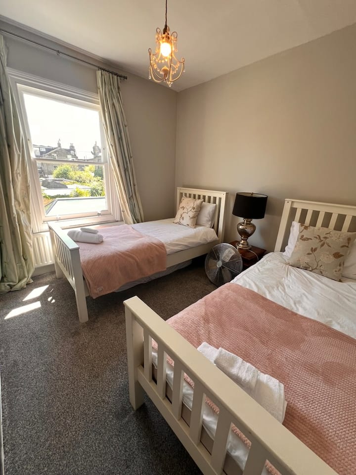 London Townhouse + Ac. Putney Riverside. 5 Star - London