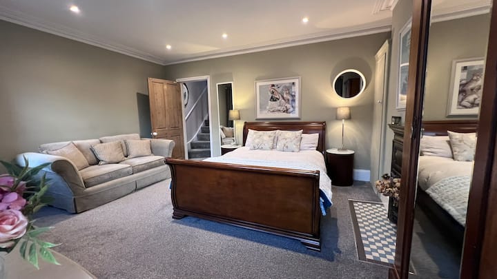 London Townhouse + Ac. Putney Riverside. 5 Star - London