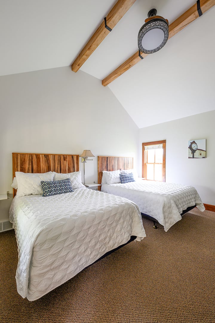 Root River Inn, Harmony En Suite - Lanesboro, MN