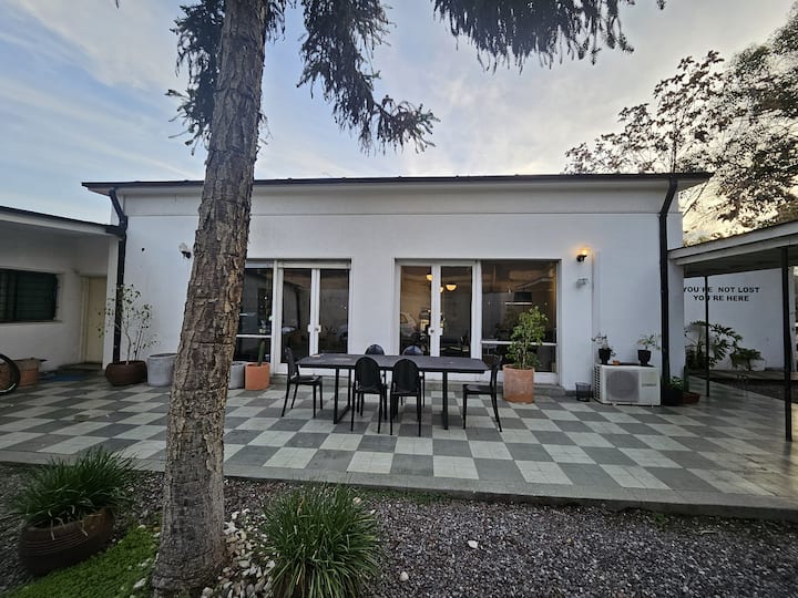 Gran Casa En Barrio Italia Para Grupos - Ñuñoa