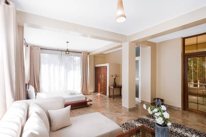 15 Min To Safari Park | Secluded Suite With Pool. - Dar es Salaam