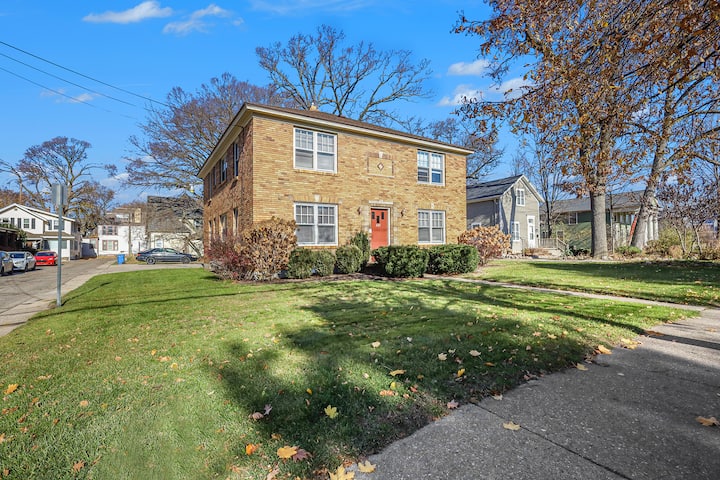 Beautiful Apartment Close To Hospitals. - Grand Rapids, MI