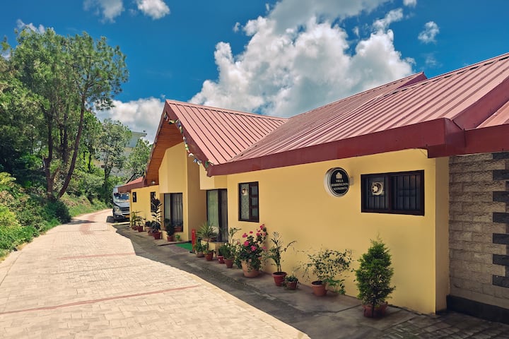 3 Br Harrington Villa | Kitchen| Living Room |Ac - Solan