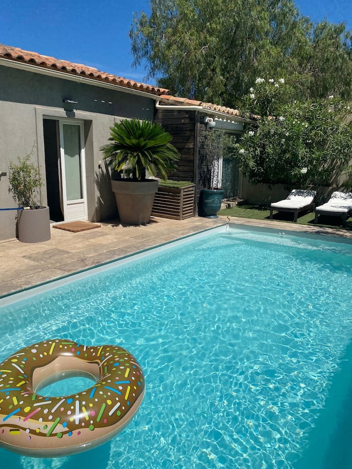 Villa Avec Piscine, Confortable Près De La Plage - Marseille