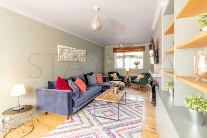 New Home! Tigh Harvey - Dingle Town - Dingle