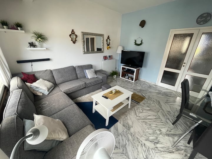 Appartamento A Due Passi Dal Mare Con Parcheggio - Viareggio