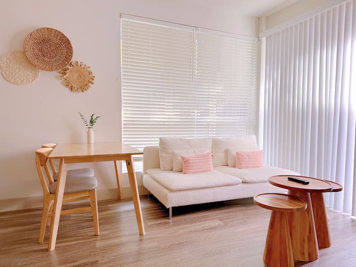 1br King |1st Floor Pool Gym 10mins H-mart Dj Plz - Irvine, CA