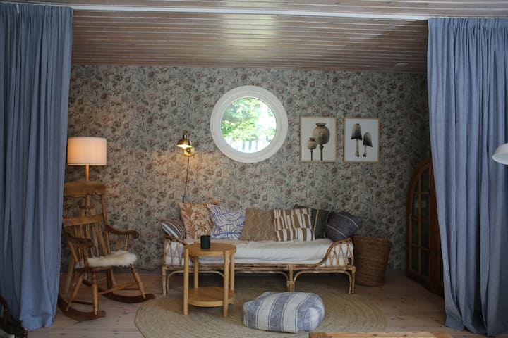 Lovely Cottage By The Sea And Forest - Dalarö