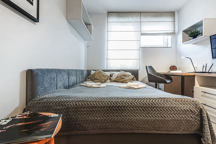 Comfort In The Center With Air Conditioning - Wrocław