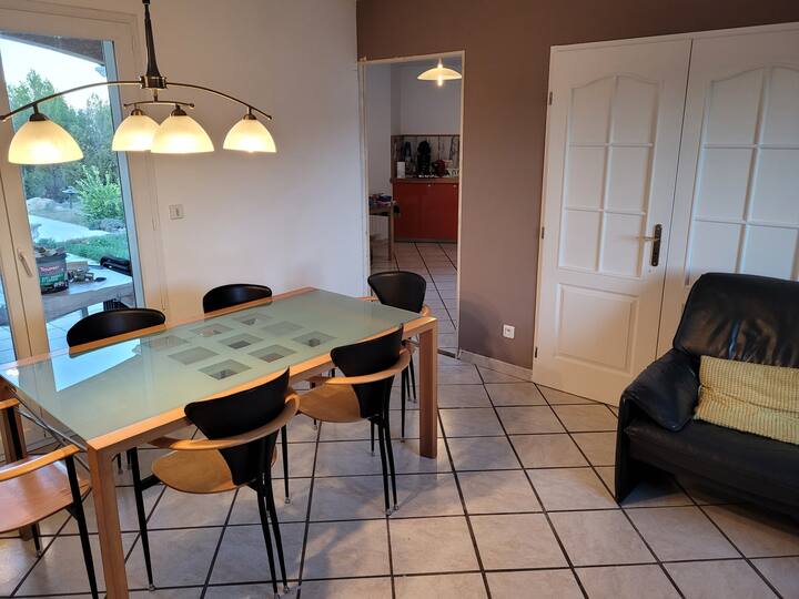 "Bonjoursoleil" / "Chambre Jaune" - Lézignan-Corbières