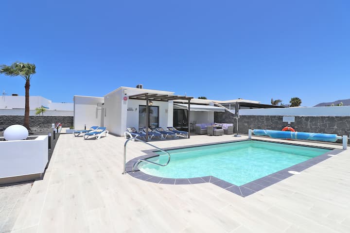Peaceful Villa With Heated Pool - Playa Blanca, Las Palmas, España
