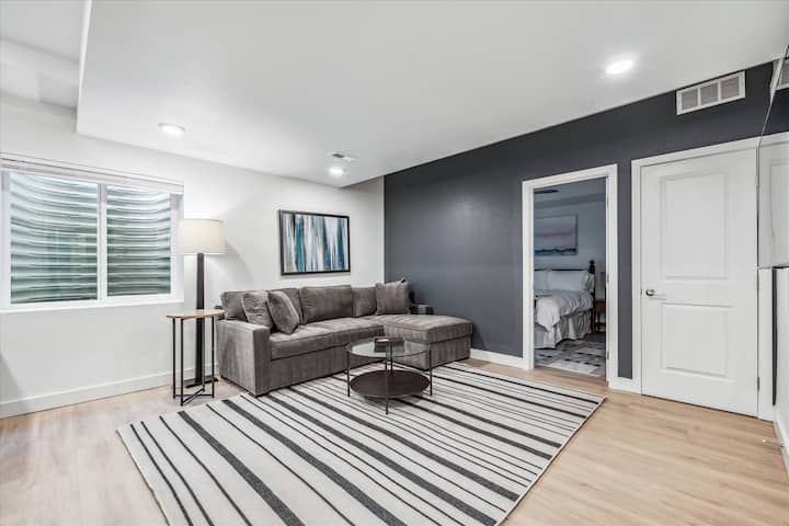 New, Clean & Bright Apartment, Wildlife Views! - Colorado
