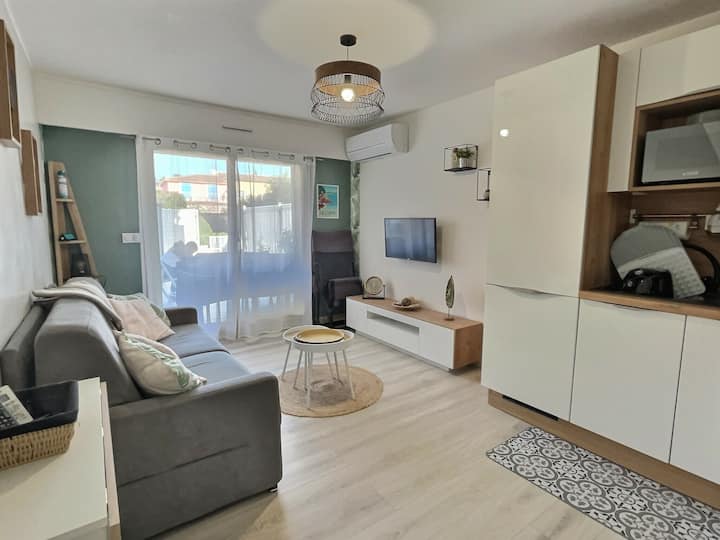 Bel Appartement Rez De Jardin à 100 M De La Plage - La Londe-les-Maures