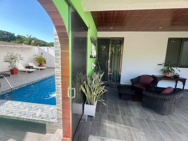 Cozy Retreat Steps From Del Niño Beach - Cancún