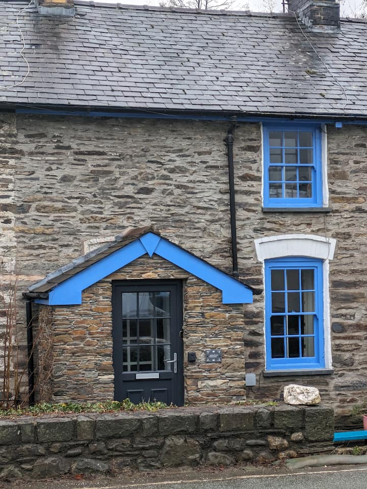 A Cosy Getaway In Beautiful West Wales. - マッキンレー