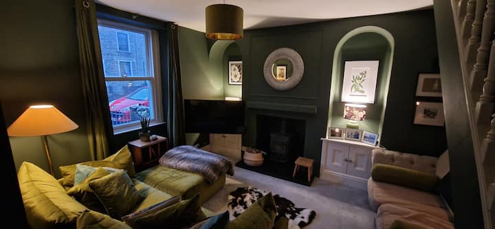 Beautiful Town House In Kendal. 3 Bedroom Sleeps 5 - Kendal